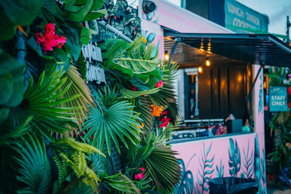 Kiosks in demand for beach side dining - Portable Space